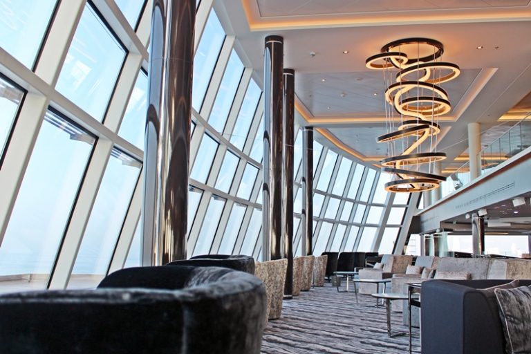 Norwegian Bliss Observation Lounge (3) - Cheesecake Cruises - Der ...